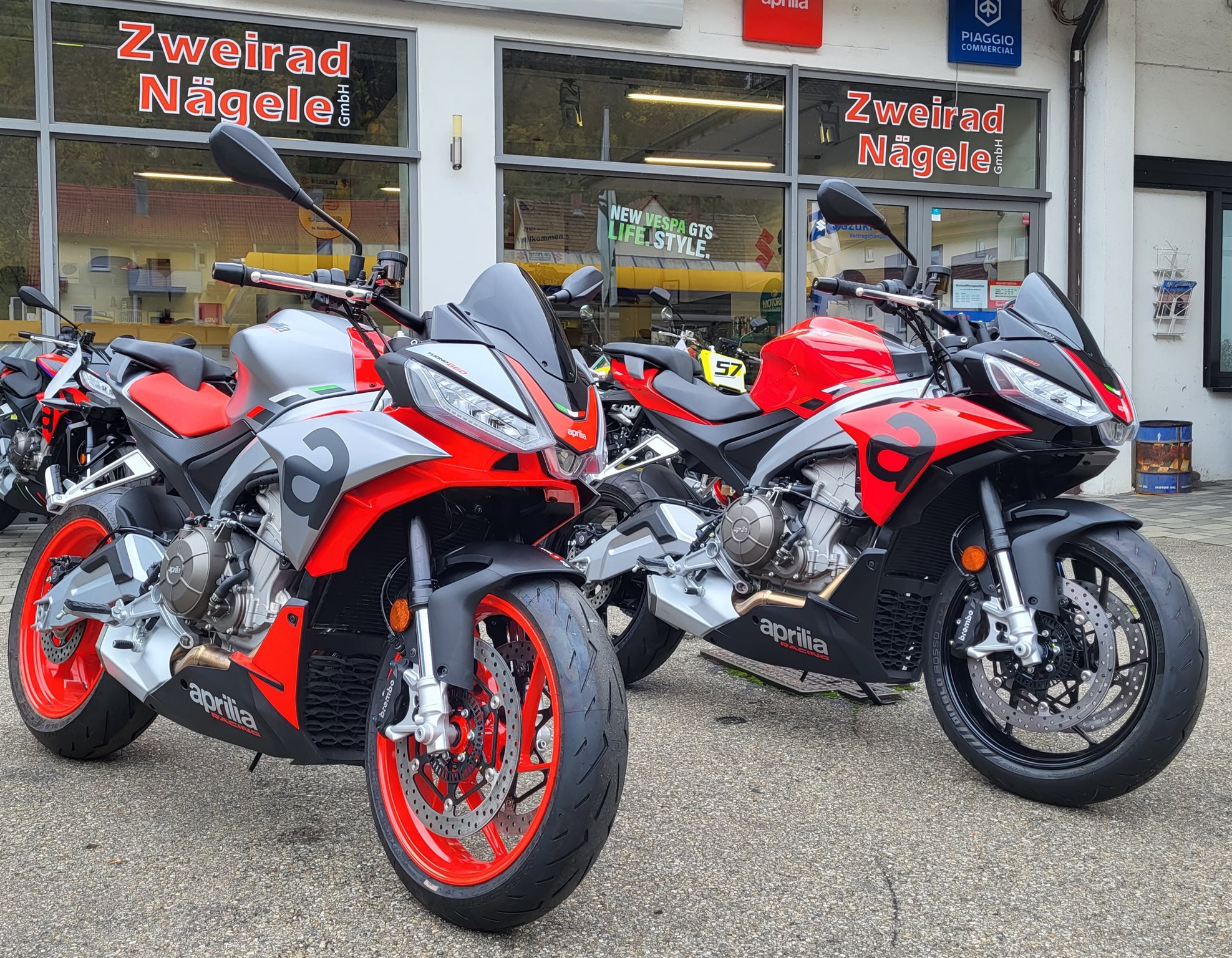 Motorrad Aprilia Tuono 660, TORQUE RED, Baujahr: 2021, 0 km , Preis: 9. ...
