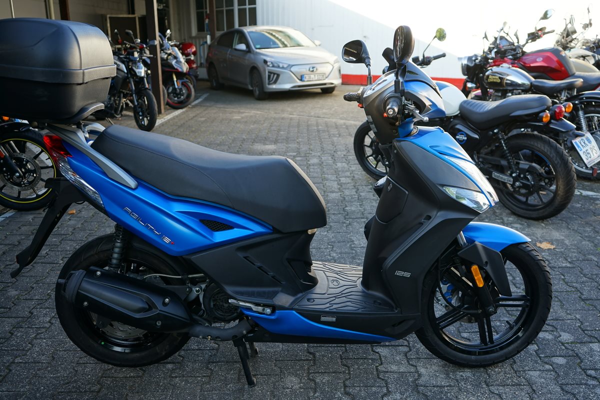 Gebrauchte Kymco Agility 125, blau , Baujahr: 2017, 10768 km , Preis: 2.490,00 EUR. aus Hessen
