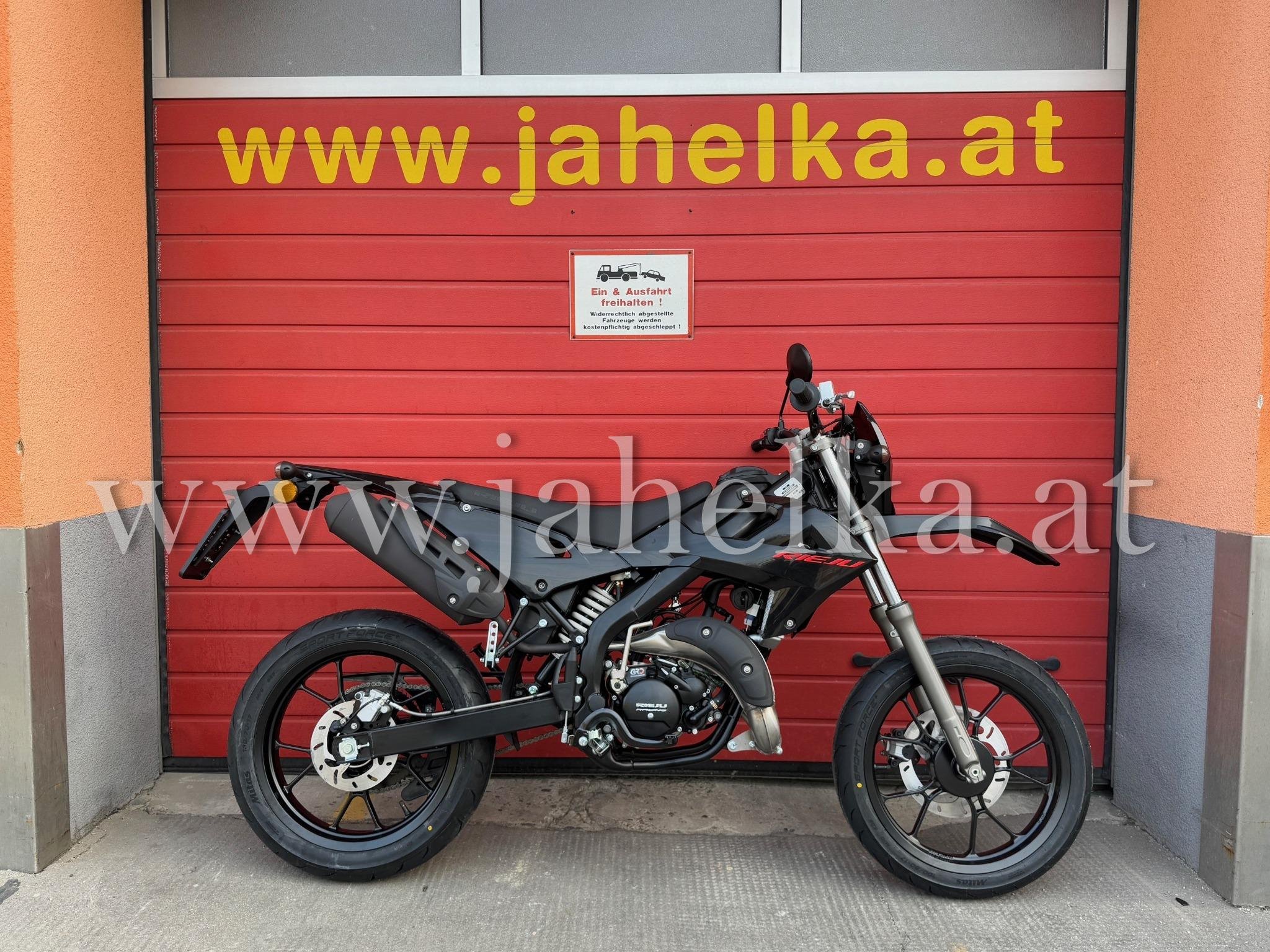 Motorrad Rieju MRT 50, Custom, Baujahr: 2025, 0 km , Preis: 3 599,00 EUR. aus Wien