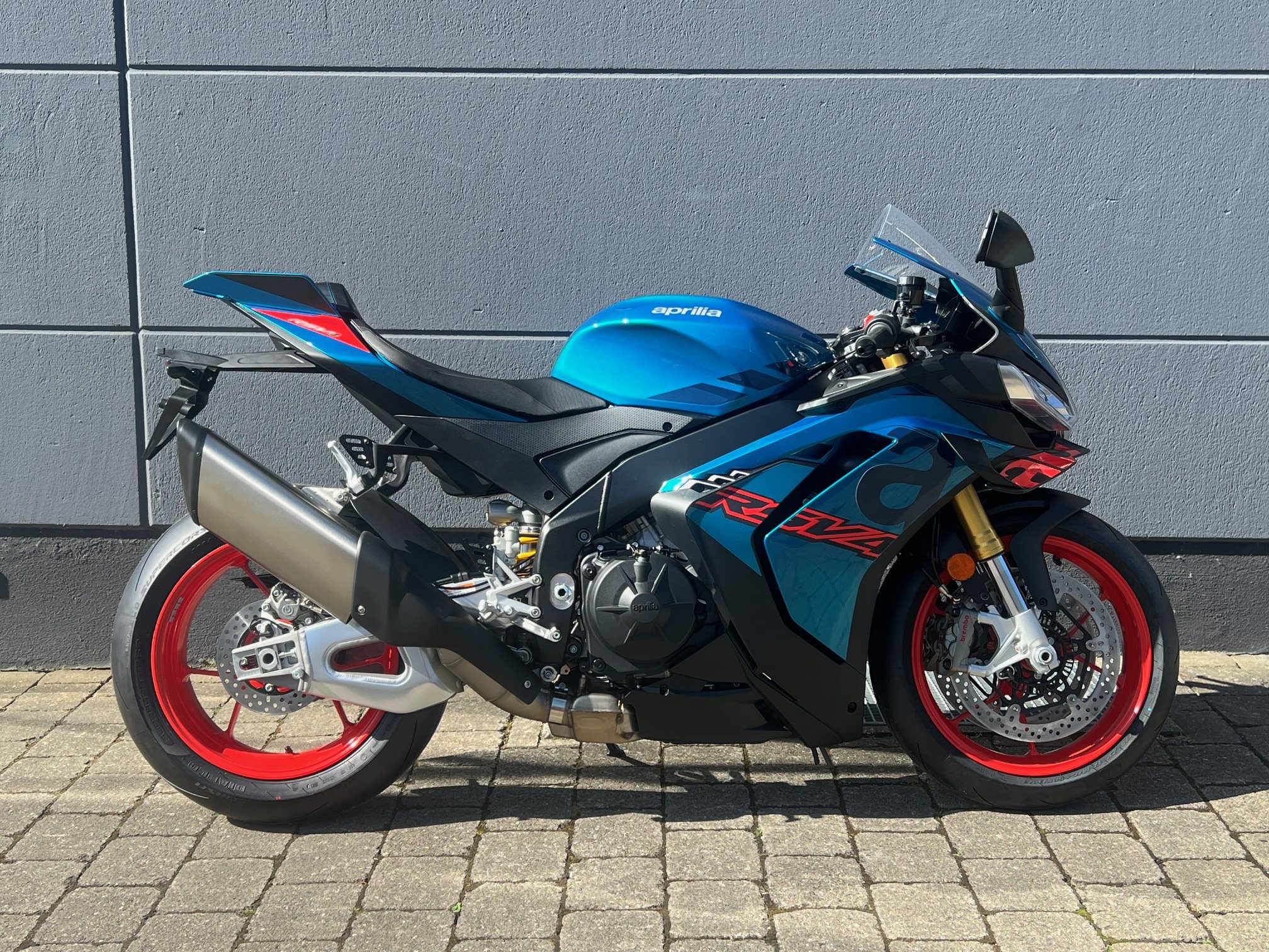 Motorrad Aprilia RSV4 1100, Stingray Blue Modell 2025!!!, Baujahr: 2025 ...