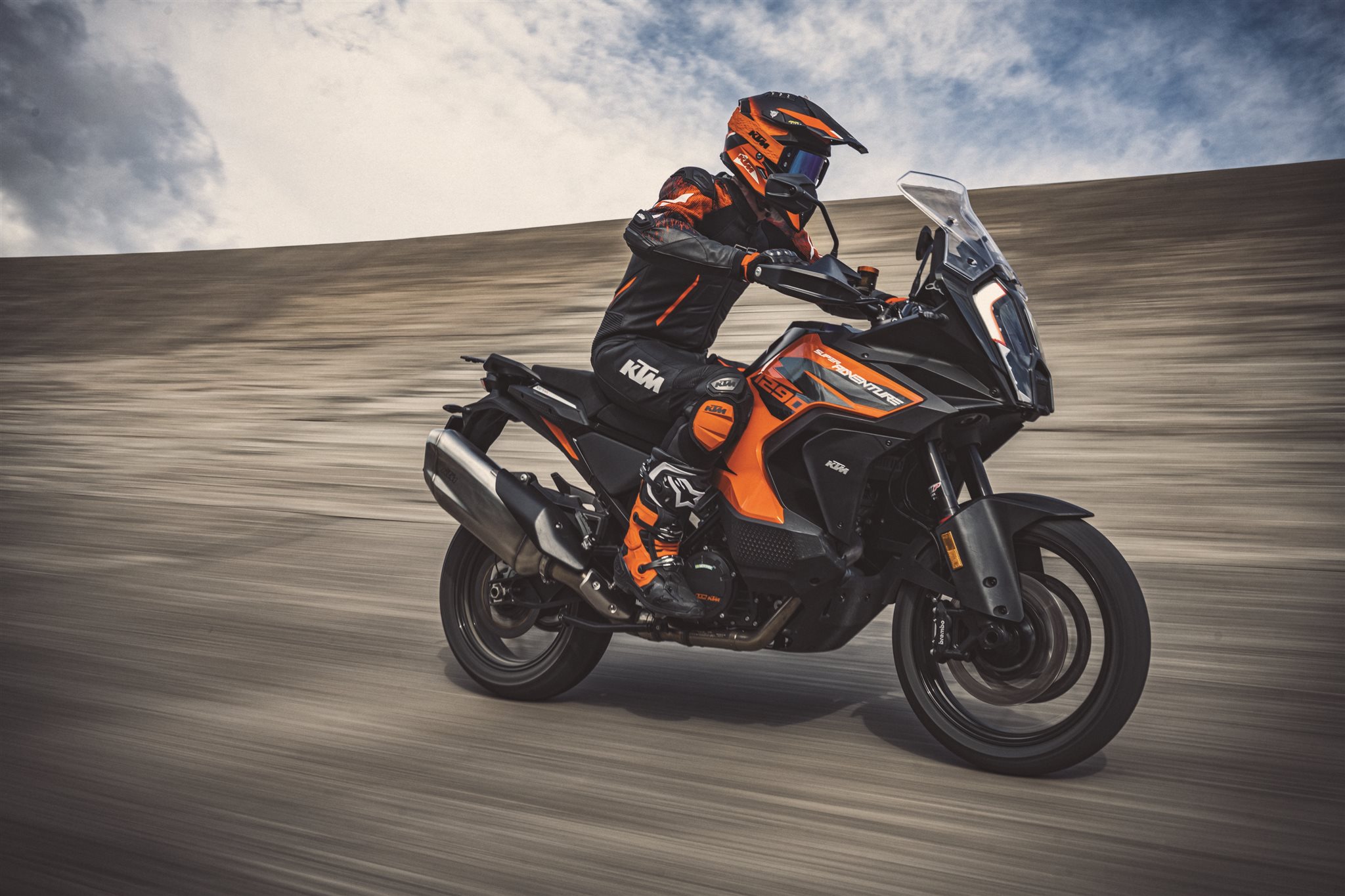 KTM ADVENTURE ROAD SHOW