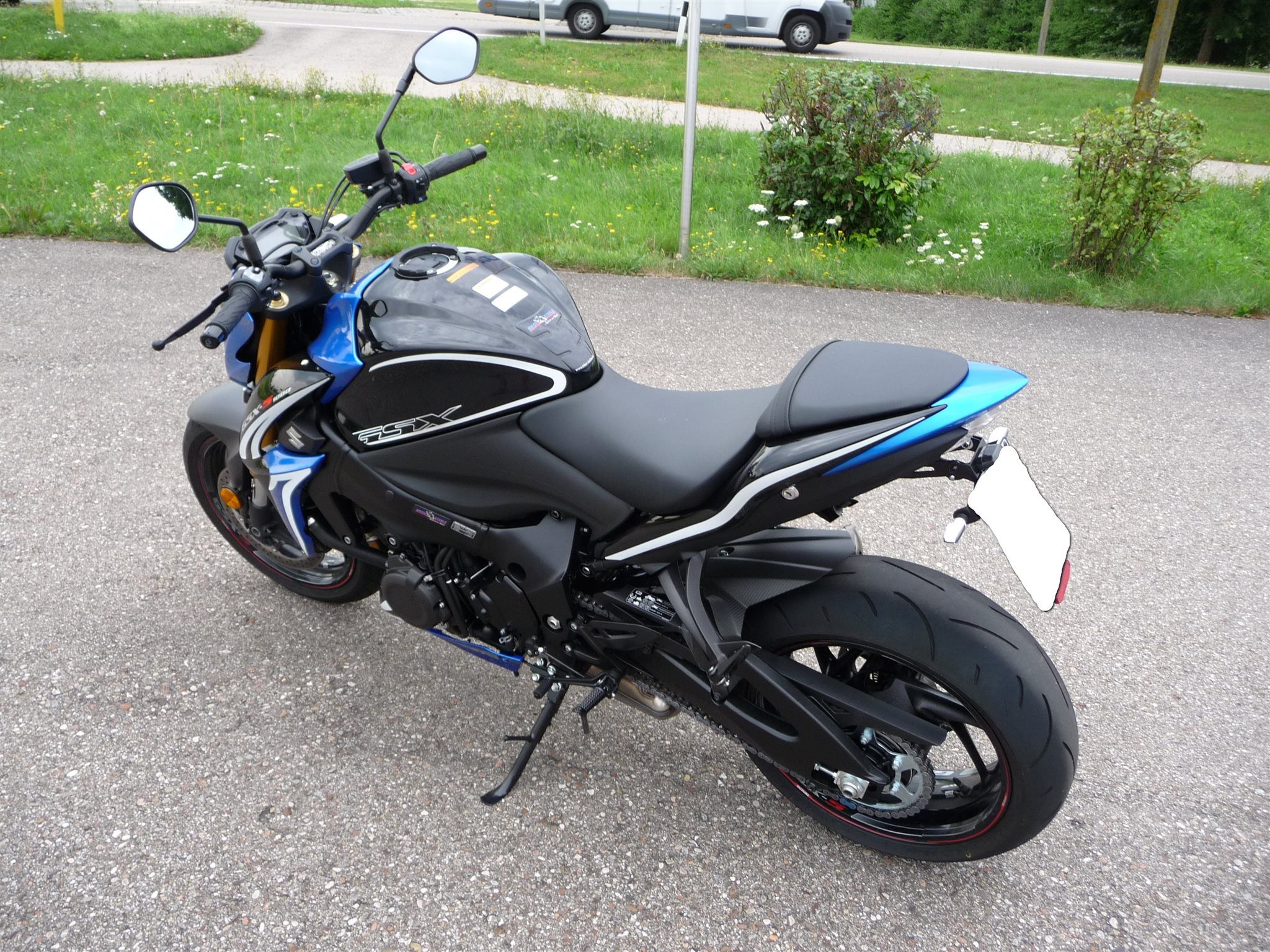 Details zum Custom-Bike Suzuki GSX-S1000 des Händlers Biker Stable GmbH ...