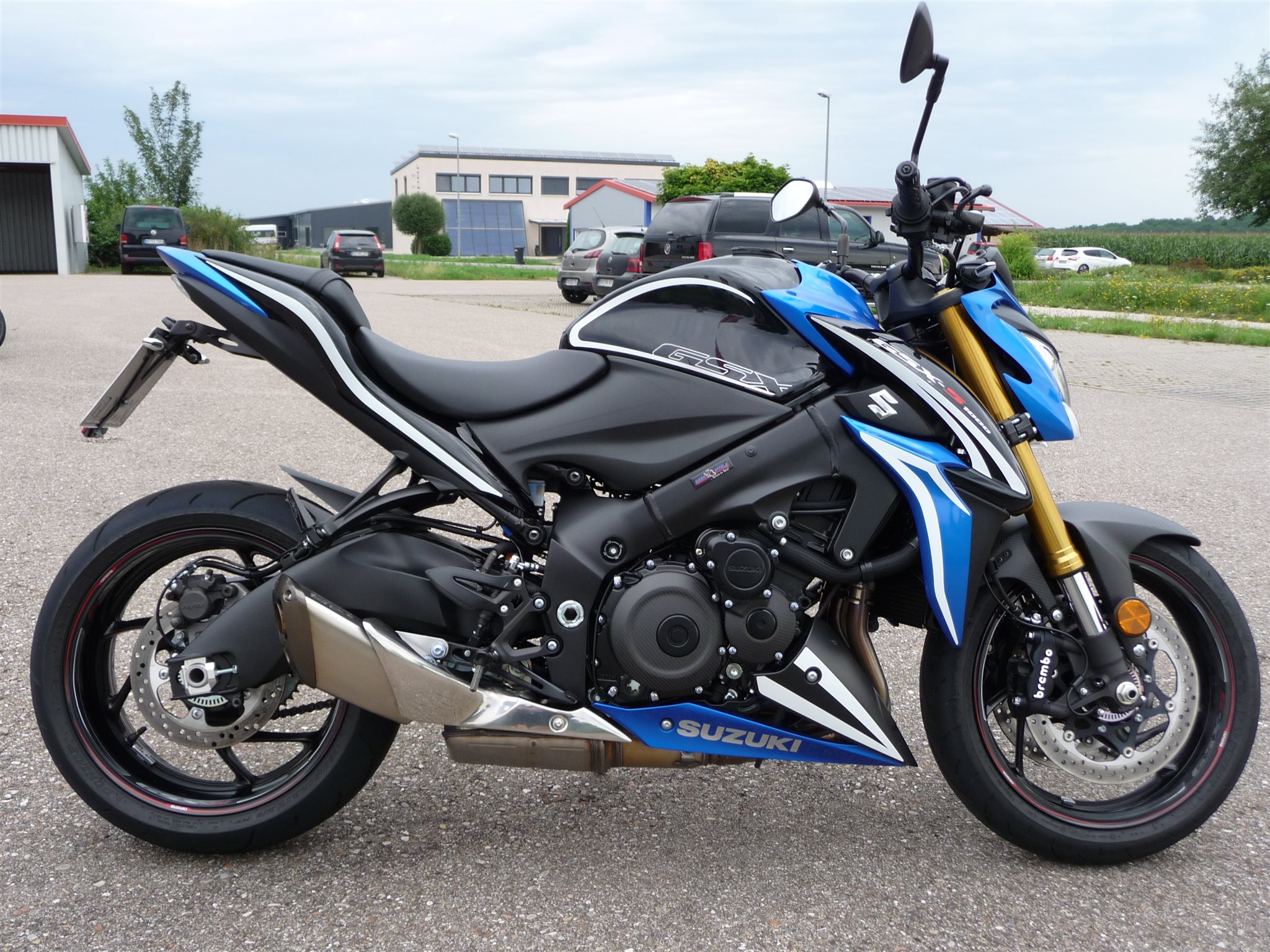 Details zum Custom-Bike Suzuki GSX-S1000 des Händlers Biker Stable GmbH ...