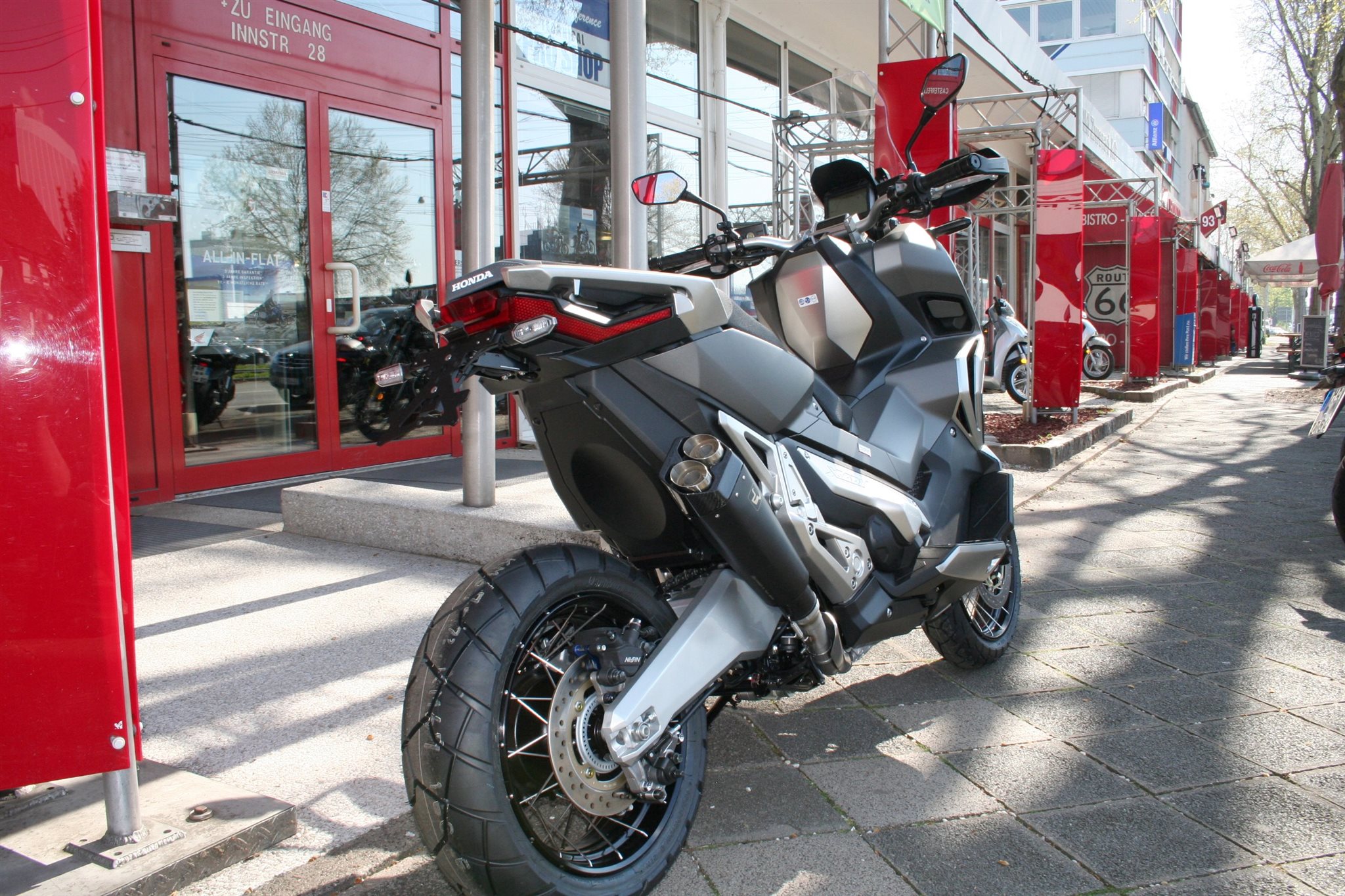 Umgebautes Motorrad Honda X-ADV von ZRM Zworad AG - 1000PS.at