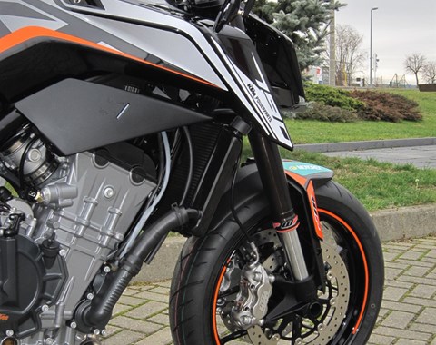 Details zum Custom-Bike KTM 790 Duke des Händlers Motorradcenter Keßler