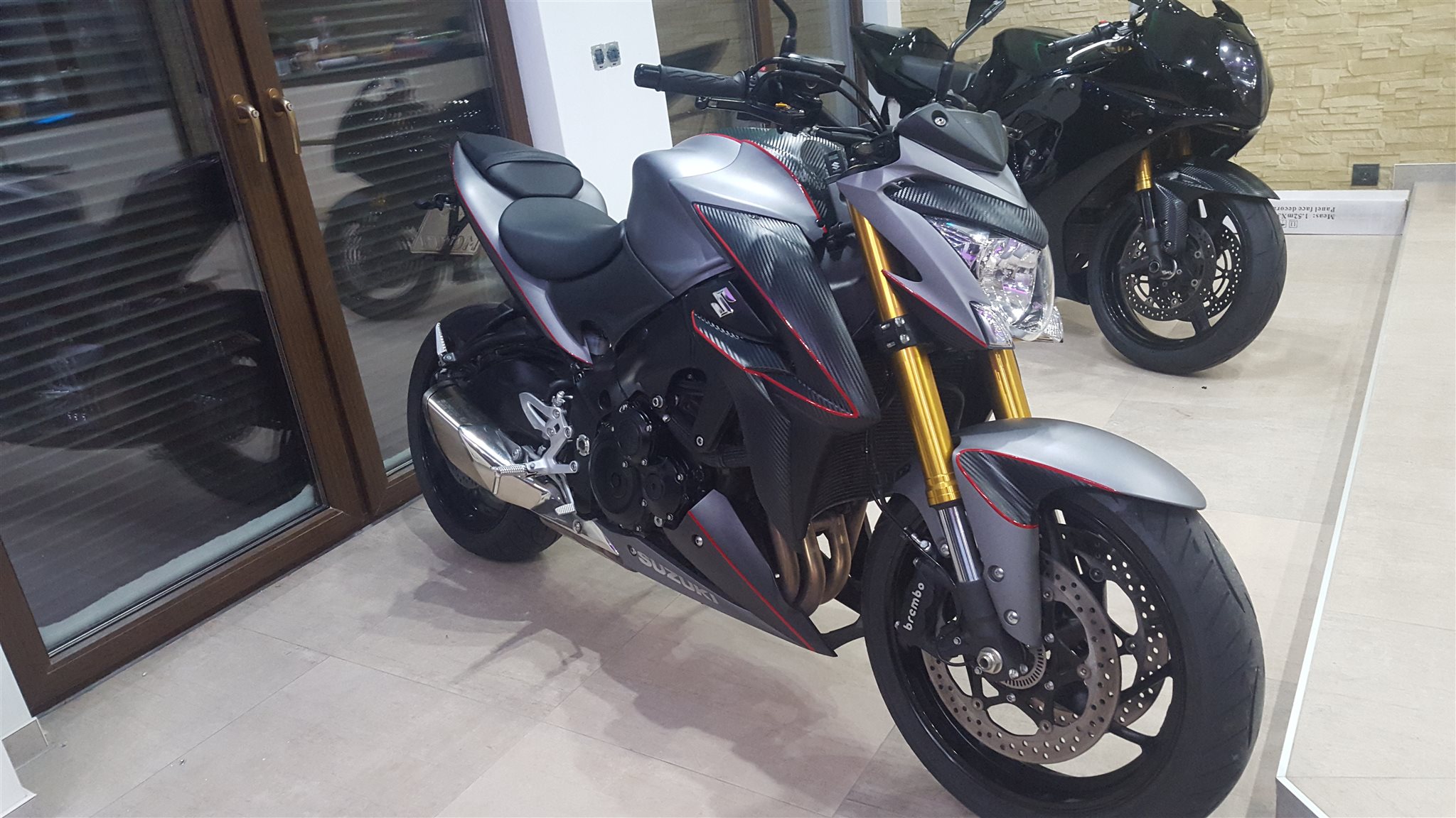 Details zum Custom-Bike Suzuki GSX-S1000 des Händlers Motorrad Otto